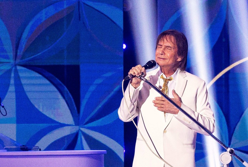 Assistir Roberto Carlos Especial online no Globoplay